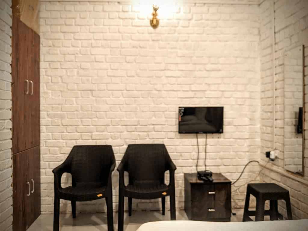 Best Private Villa & Hotel with Pool Alibaug | The Springfield Hotels